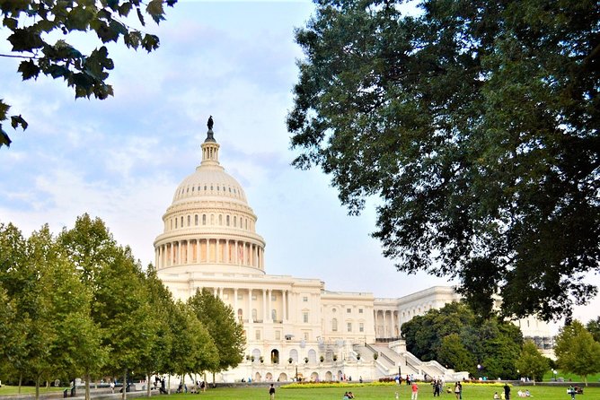 Discover DC Private Tour  (Up to 12 Guests) - Exploring the Landmark Highlights