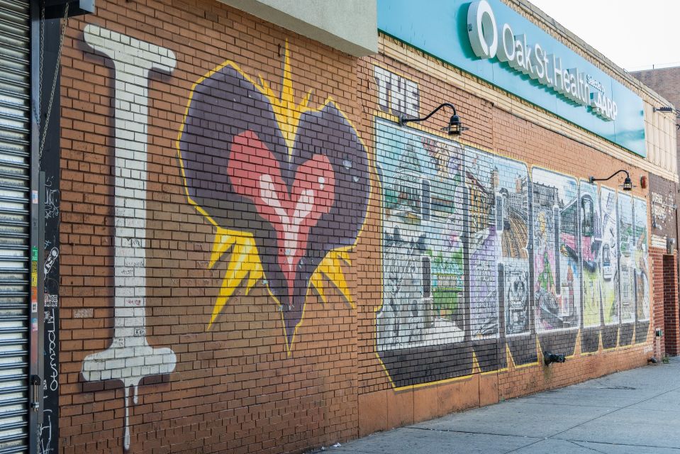 Discover NYC-Tour of Manhattan, The Bronx, Queens & Brooklyn - FAQ