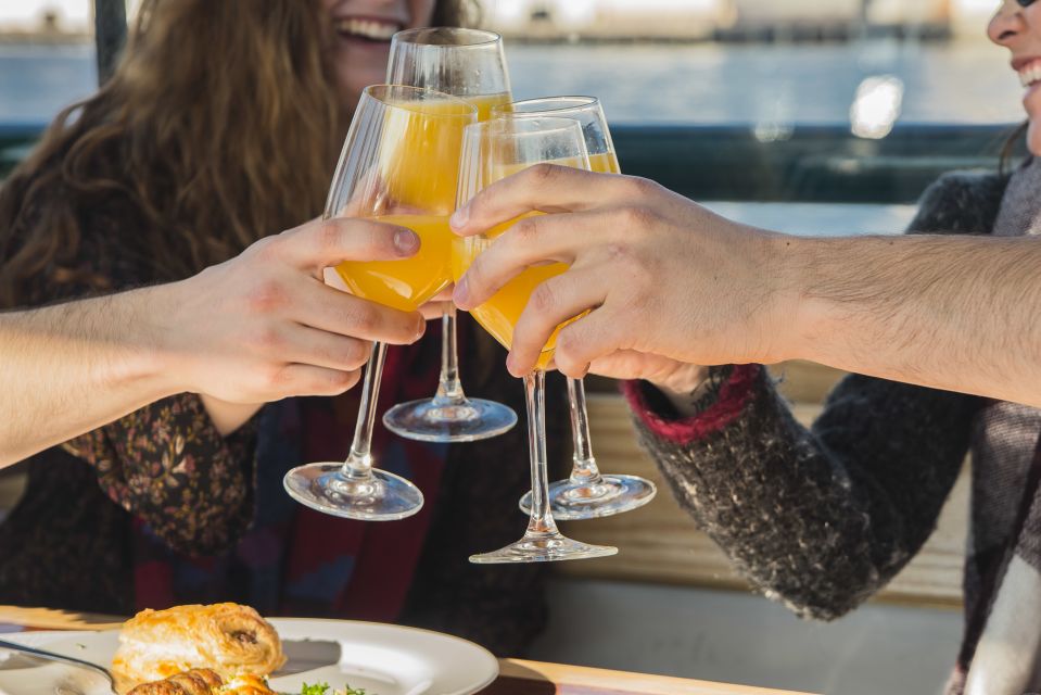Downtown Boston Harbor Weekend Cruise with Brunch - Who This Cruise Is Perfect For