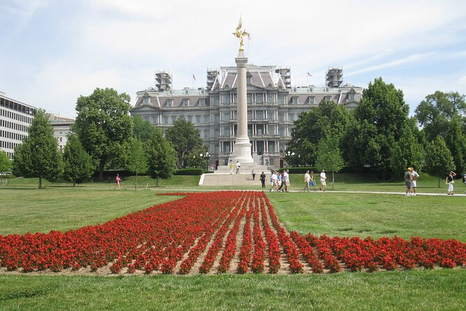 Dupont & Logan Circles Self-Guided Walking Tour & Scavenger Hunt - Who Is This Tour Best For?