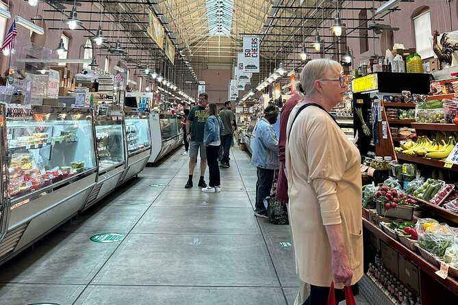 Eastern Market Neighborhood Food Tour (5 Food Stops + Dessert) - Why This Tour Is Worth Considering