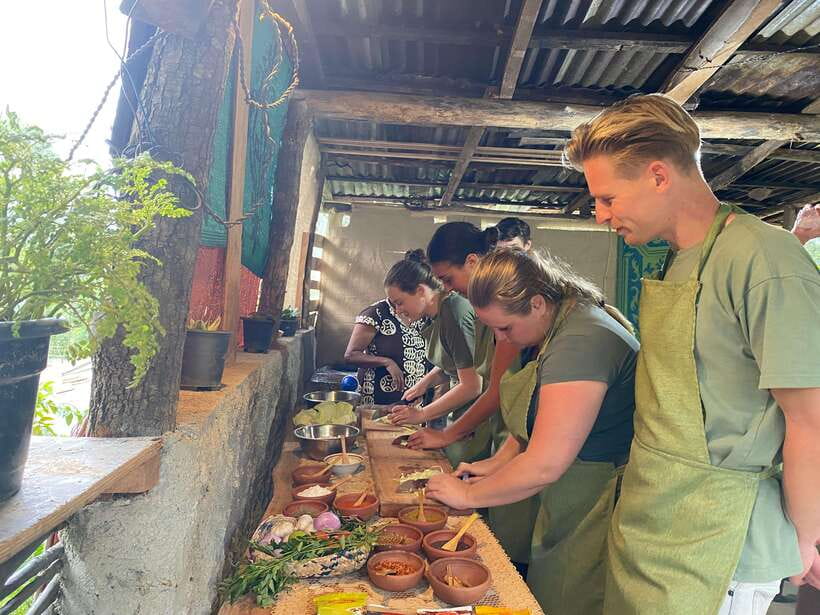 Ella Sri Lanka : Mom's Kitchen Cooking class - FAQs