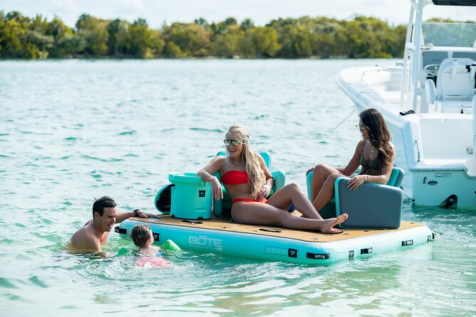 Enjoy Miami aboard our Proline 24ft - An In-Depth Look at the Miami Proline Boat Tour