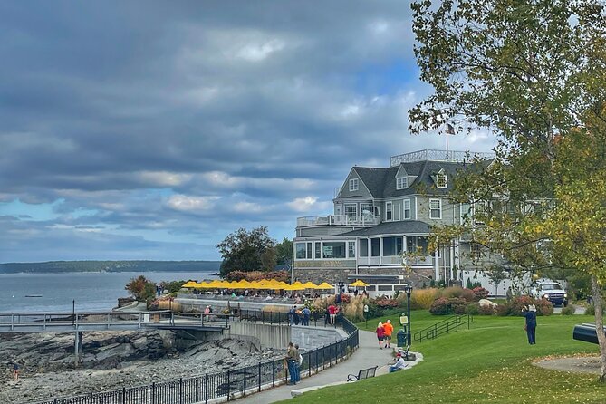 Essence of Portland: Private Tour: Lighthouses and Nature - Unique Stops That Add Quirky Charm