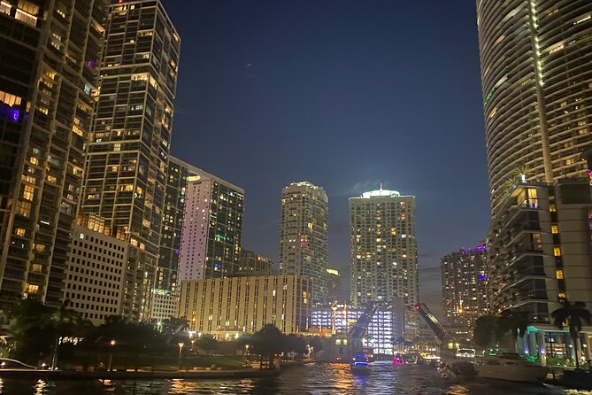 Evening Sightseeing Cruise on Biscayne Bay Miami - What to Expect from the Itinerary