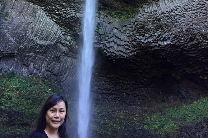 Explore Columbia River Gorge Half-Day Small-Group Hiking Tour