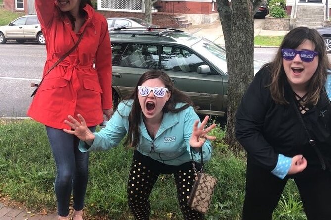 Explore Tacoma with a Unique Scavenger Hunt by Wacky Walks - How Does the Game Work?