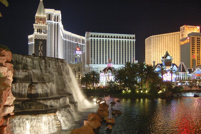 Famous Las Vegas Tour - Key Points
