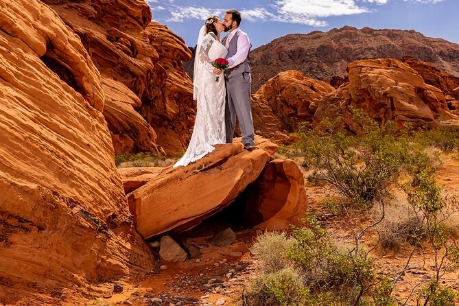 Fire Rock Wedding at Redstone Dune Trails - An In-Depth Look at the Fire Rock Wedding Experience