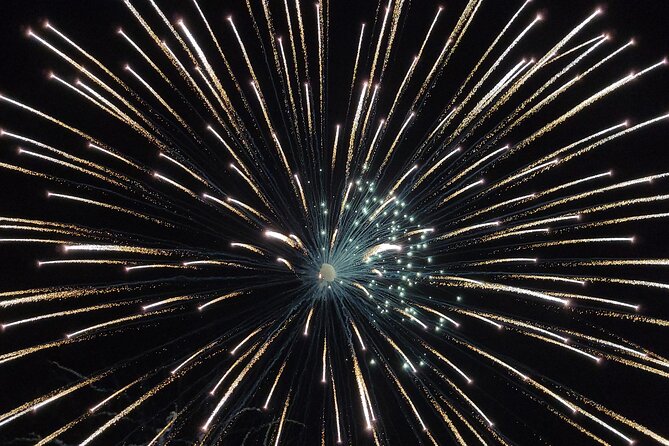 Fireworks Cruise in Destin Harbor aboard the hydrojet - FAQ