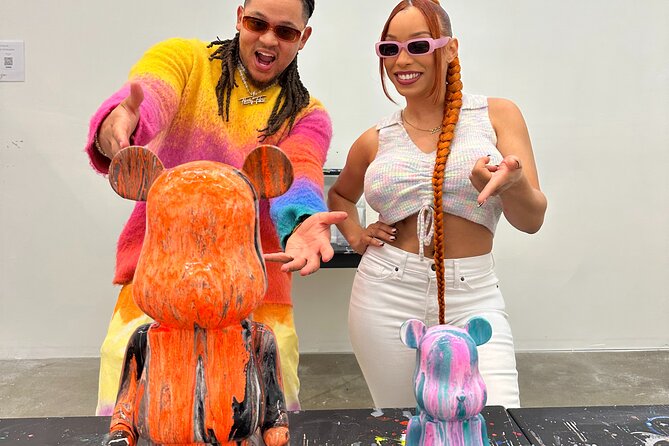 Fluid Bear Public Art Class in Chicago - Key Points