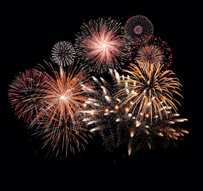 Fort Walton Beach: Fireworks Cruise on the Emerald Coast - An In-Depth Look at the Fireworks Cruise Experience