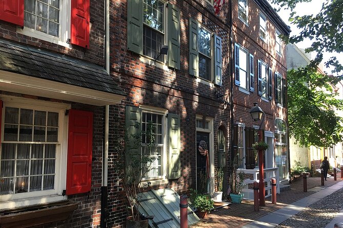 Founding Phantoms Adult's Only Walking Tour - FAQ