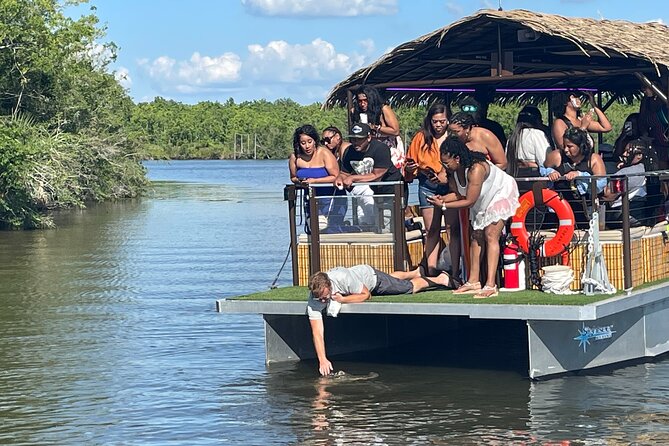 Freaky Tiki Boat Bayou Tour -7 miles from quarter w/ Bathrooms - FAQ