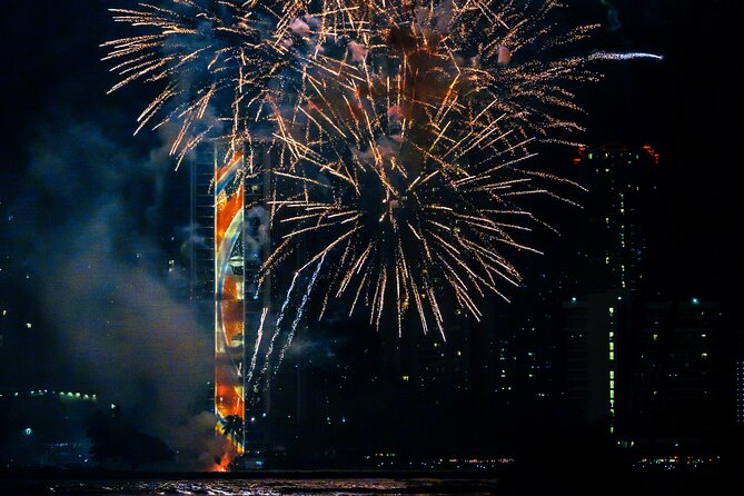 Friday Night Firework Cruise in Waikiki - Who Should Consider This Tour?
