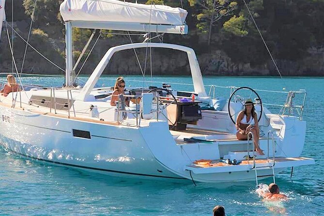 Friday Night Waikiki Fireworks Sail - The Value for Money