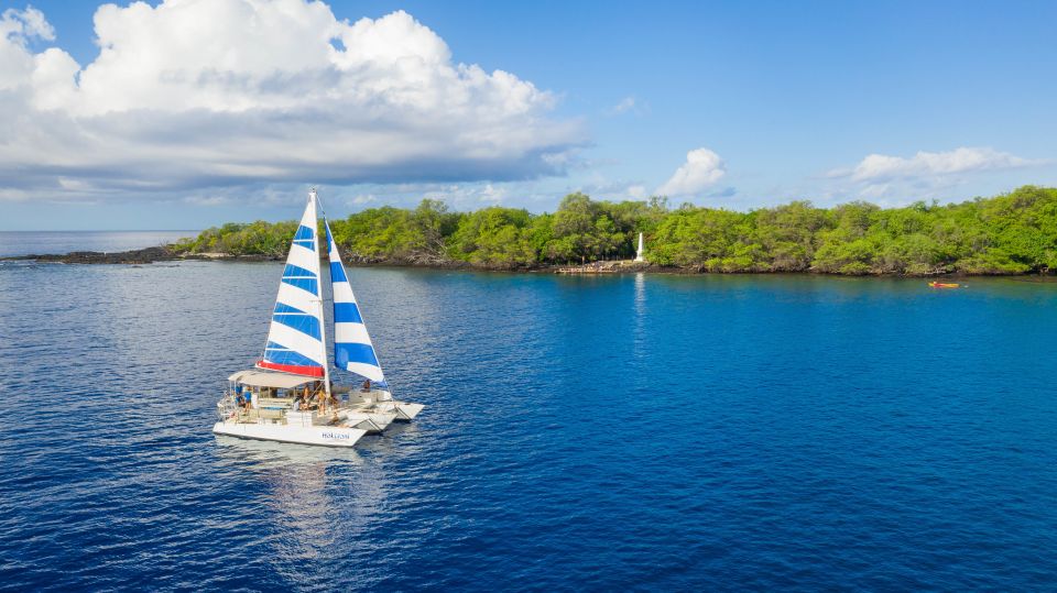 From Keauhou Bay: Snorkel Cruise to Captain Cook's Monument