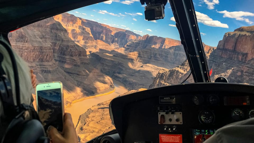 From Las Vegas: Grand Canyon West Rim Helicopter Tour