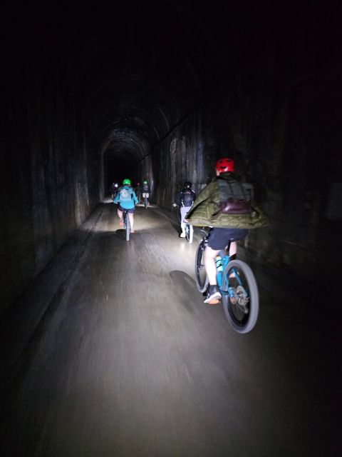 From Seattle: Snoqualmie Tunnel Scenic Bike Tour - Breaking Down the Itinerary