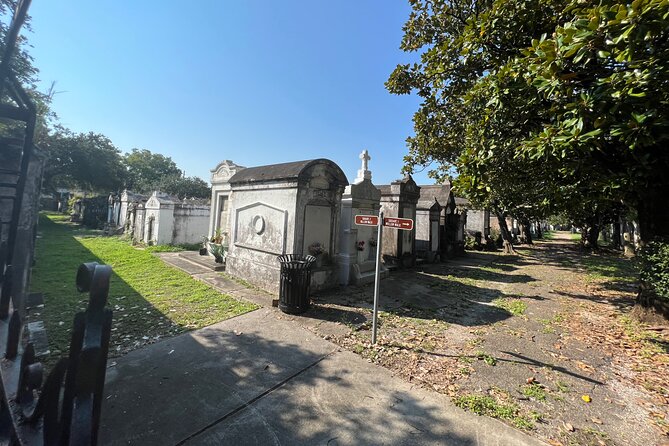 Garden District Architecture Walking Tour in New Orleans - FAQ