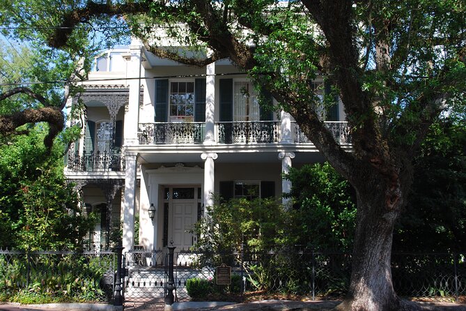 Garden District Tour Extra Small Group of 9 or less - Why It Stands Out
