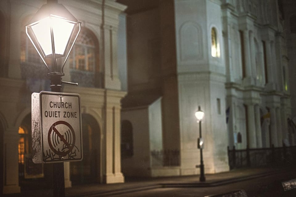 Ghosts, Gods, & Gangsters - NOLA's Dark Psychology Tour - Why You Should Consider This Tour