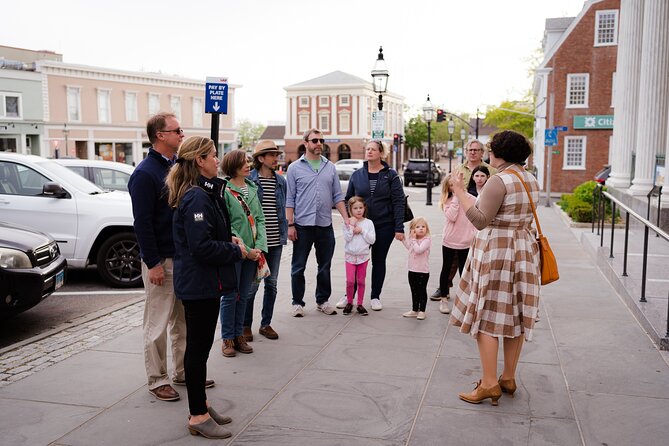Golden Age to Gilded Age Newport's Transformation Walking Tour - Detailed Breakdown of the Itinerary