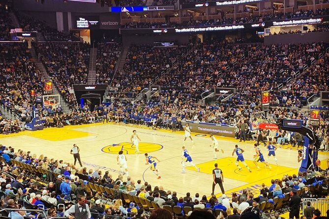Golden State Warriors Basketball Game at Chase Center - What’s It Like to Watch a Warriors Game at Chase Center?