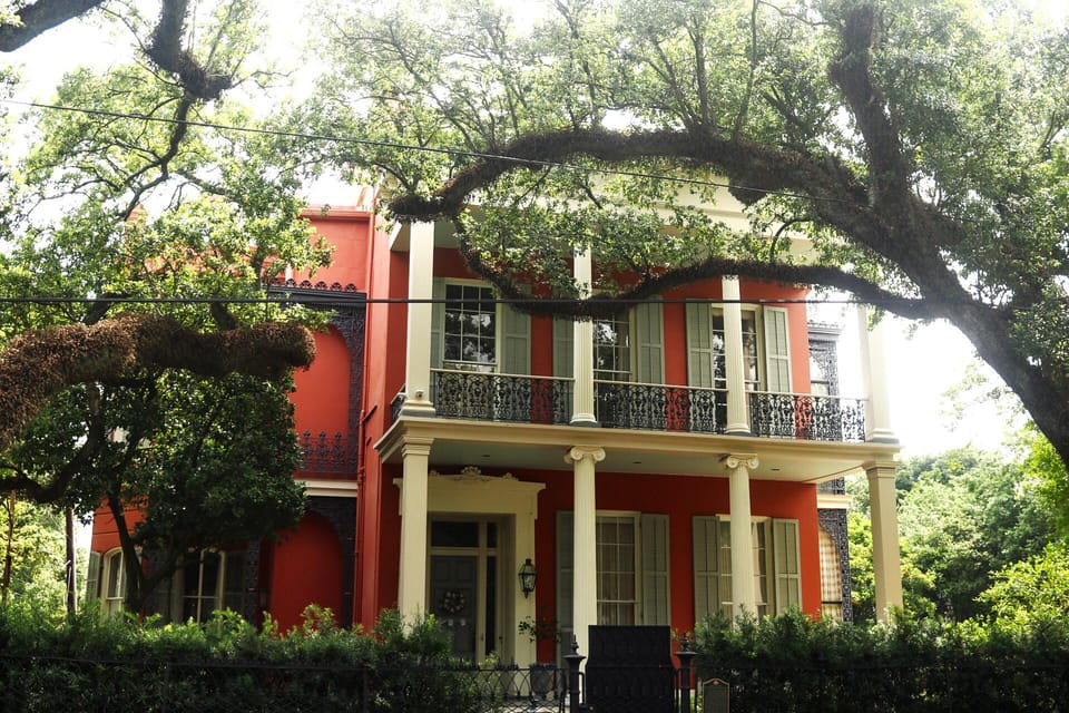Gossip & Grandeur: A Stroll Through NOLAs Garden District - FAQ