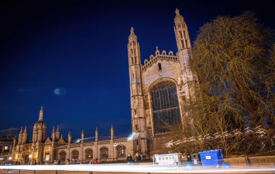 Haunted Stories of Cambridge  Private Walking Tour - A Closer Look at the Haunted Cambridge Tour