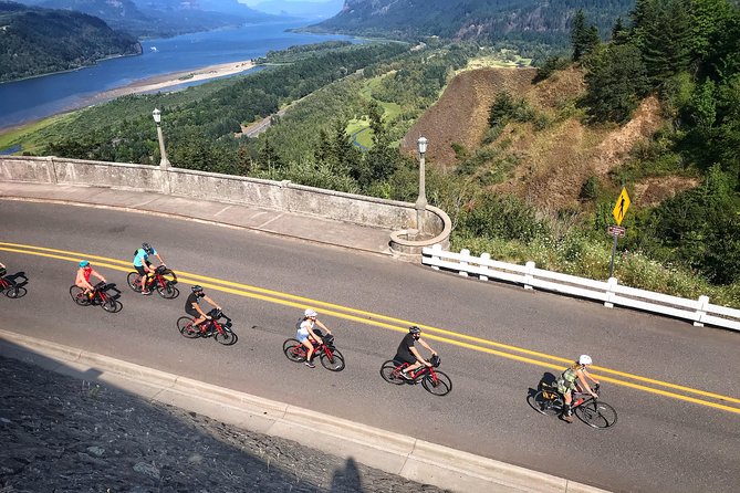 Hike and Bike Tour to Columbia River Gorge Waterfalls