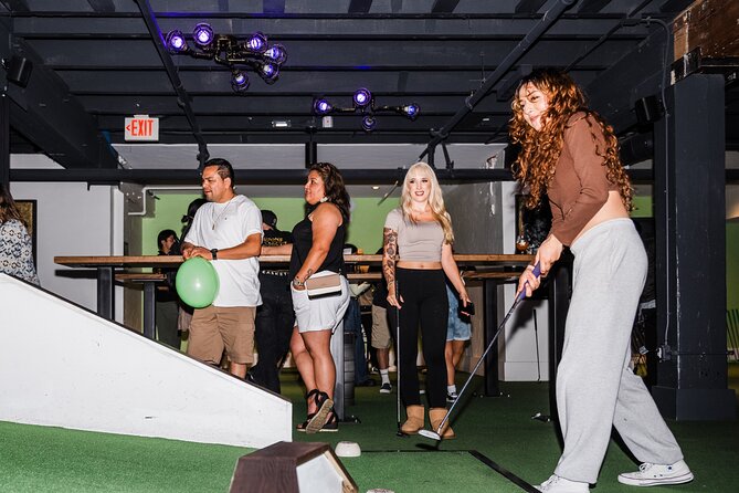 Holiday Mini Golf Experience in Bay Area East - Key Points