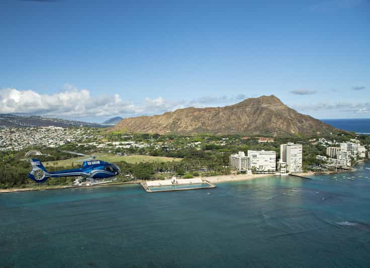 Honolulu: Blue Skies of Oahu Helicopter Tour