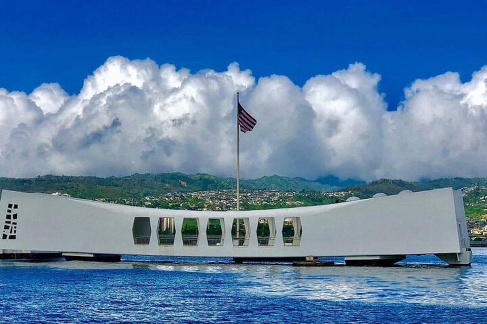 Honolulu: Pearl Harbor, USS Arizona and Battleship Missouri - Who’s It Best For?