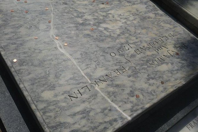 Hop On Hop Off Double Decker Bus Tour of Philadelphia - The Experience of Guides