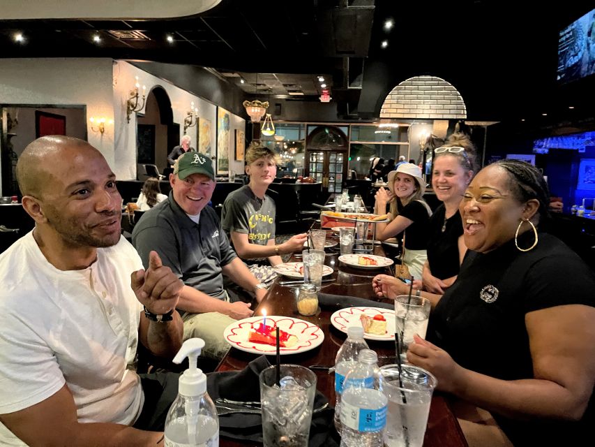 Houston: Astroville Food Tour of Downtown Houston