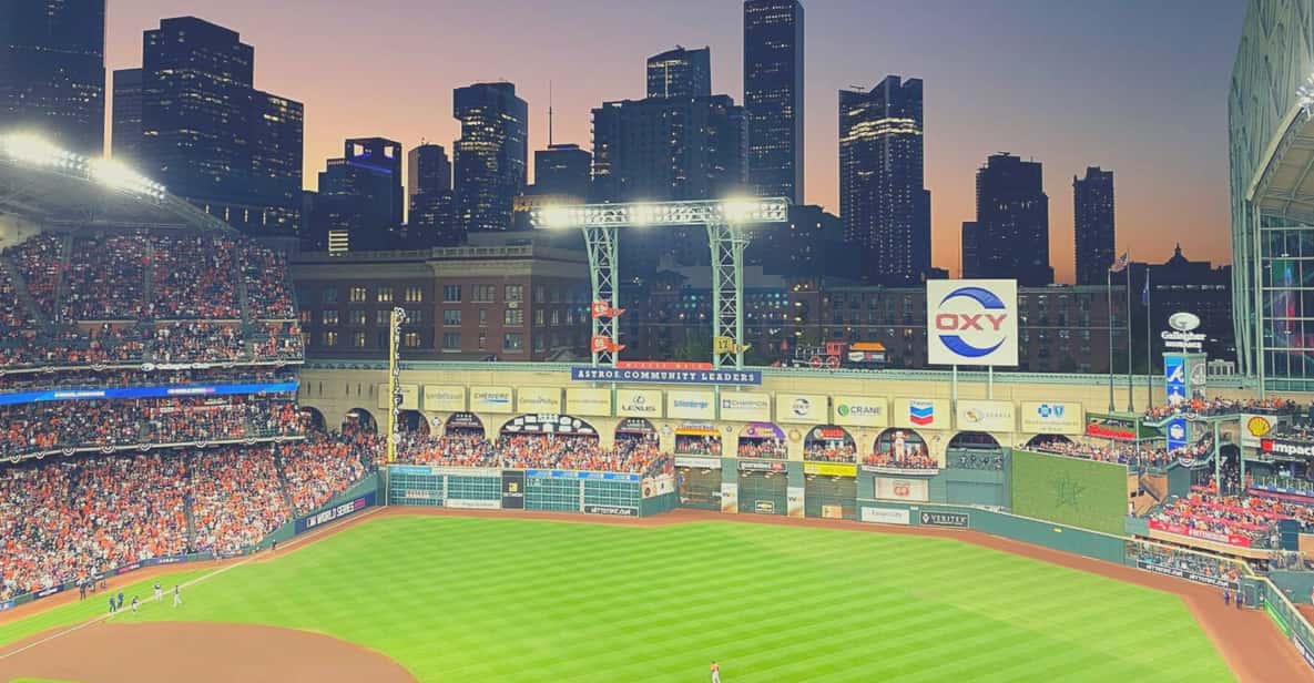 Houston: Houston Astros Baseball Game at Minute Maid Park - The Match and Atmosphere