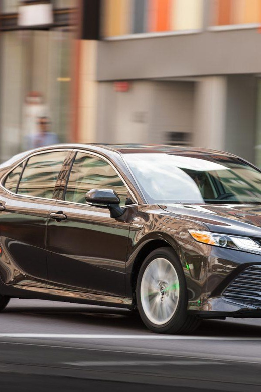 Houston: One Way Priv Trans to/from William P. Hobby Airport - Ideal for Specific Travelers