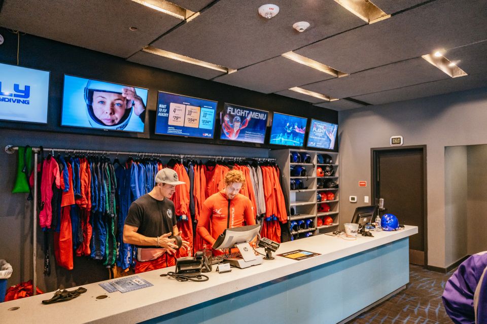 iFLY San Diego-Mission Valley First Time Flyer Experience - The Experience: What to Expect