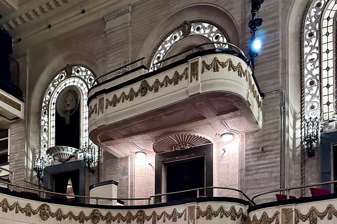 Inside Tour of Chicagos Fine Arts Building - FAQ