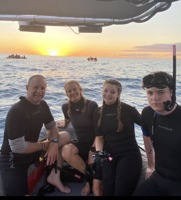 Kailua Kona: Manta Ray Night Snorkel Tour with Guide - The Experience in Detail