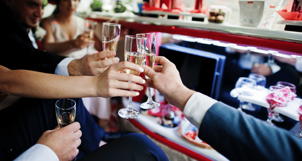 Kennedy Airport: Limo Transfer to NY - Pricing & Value Analysis