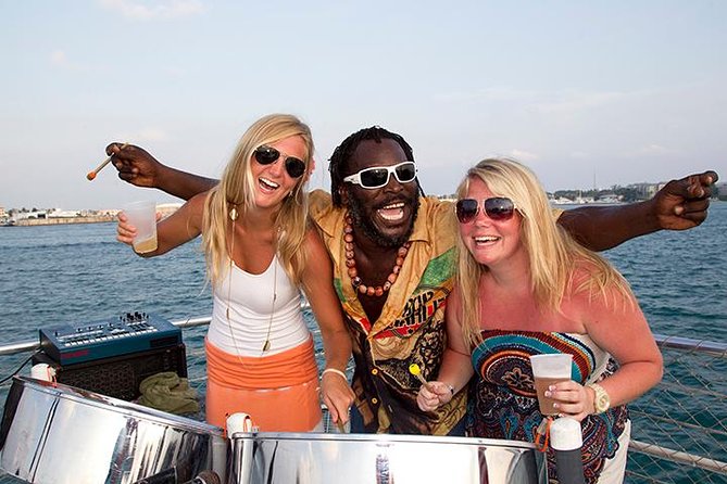 Key West Sunset Cruise: Dinner, Live Music & Drinks Included