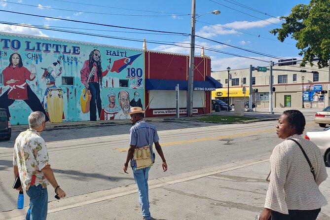 La Perle De Miami: Little Haiti Tour - An In-Depth Look at the Little Haiti Tour Experience  