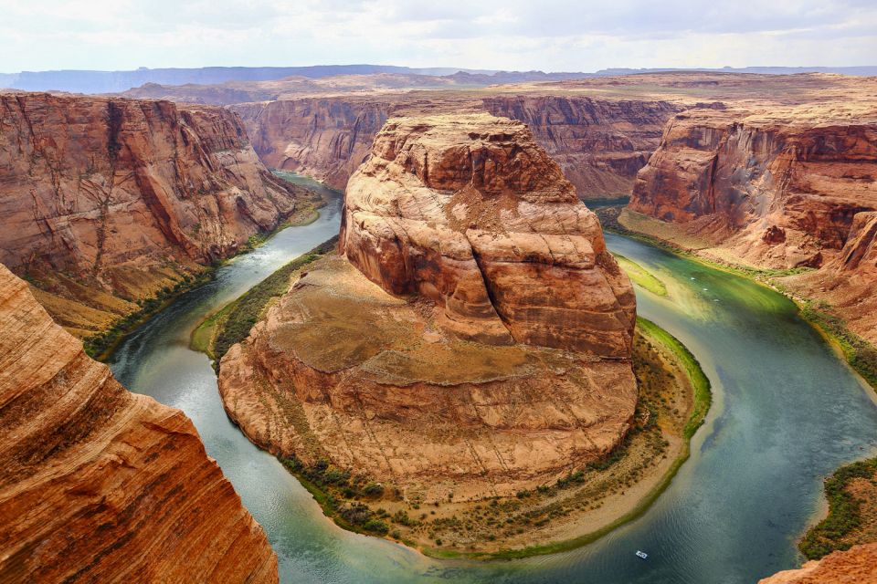 Las Vegas: Antelope Canyon & Horseshoe Bend Tour with Pickup - Why This Tour Stands Out