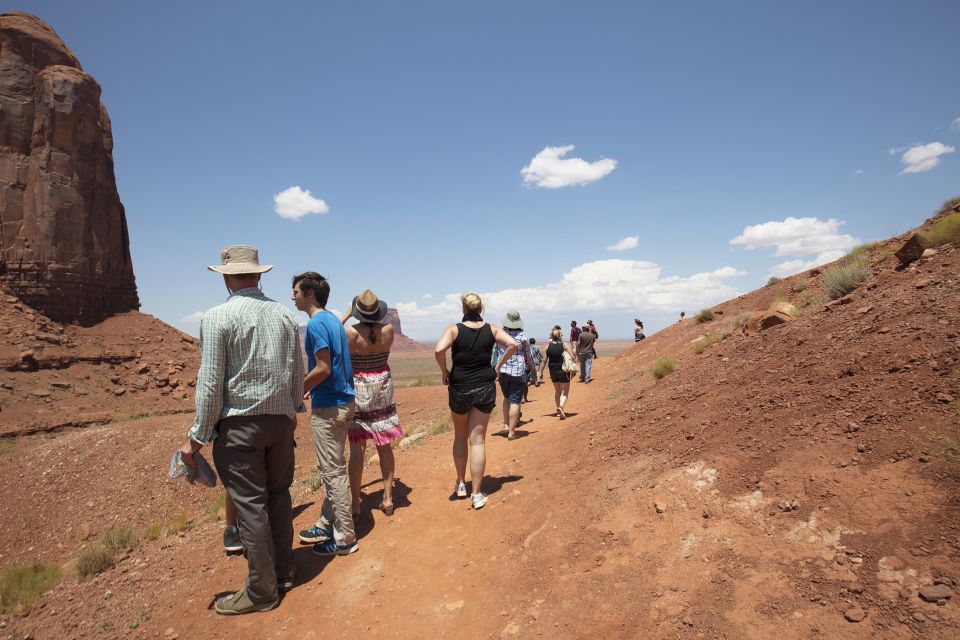 Las Vegas: Antelope, Monument Valley, & Horseshoe 3-Day Tour - Transportation and Group Size