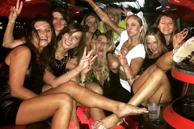 Las Vegas Bar Crawl by Party Bus with Free Drinks - Introduction
