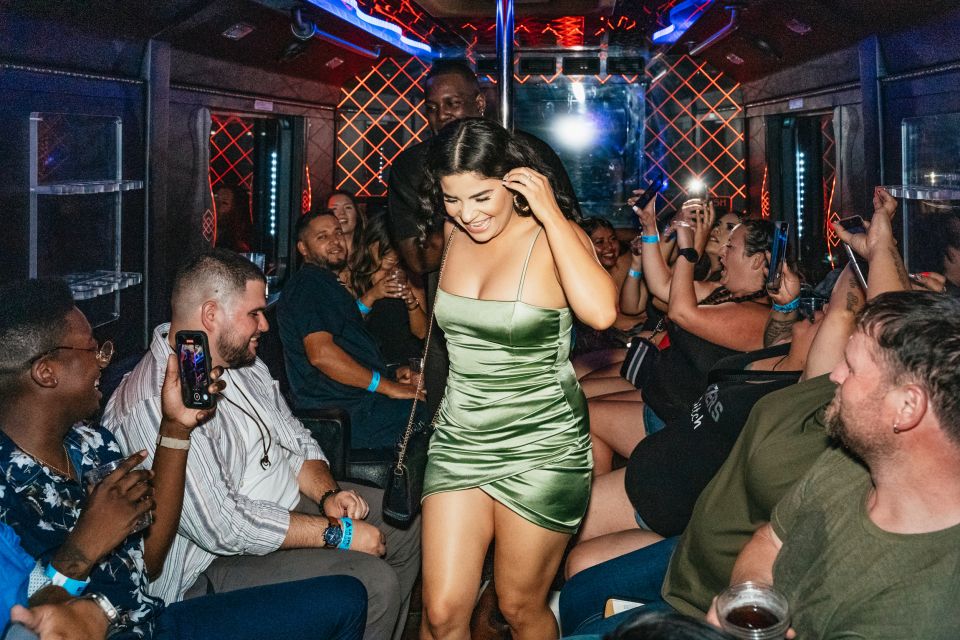 Las Vegas: Club Crawl and Party Bus with Free Drinks - A Closer Look at What to Expect from the Las Vegas Club Crawl & Party Bus