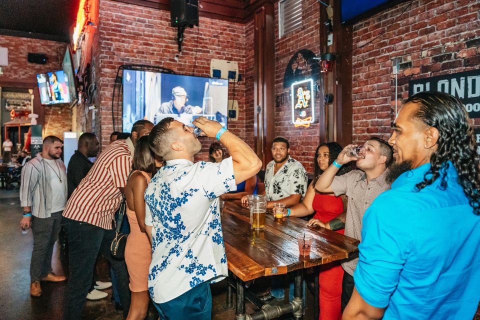 Las Vegas: Club Crawl and Party Bus with Free Drinks - The Sum Up