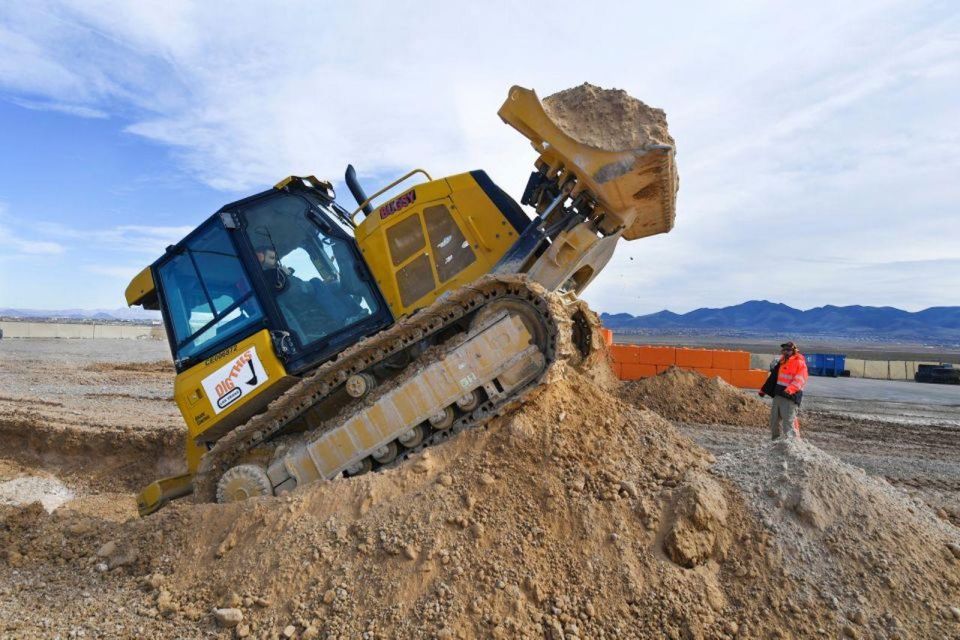Las Vegas: Dig This - Heavy Equipment Playground - What to Expect on Your Dig This Experience